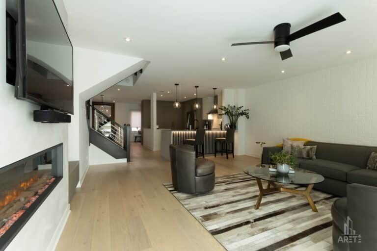 Top Chicago Living Room Layouts to Elevate Your Space